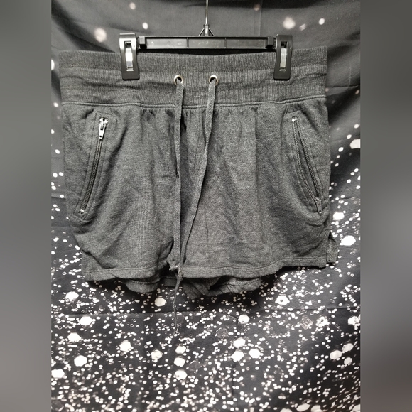 French Laundry | Shorts | French Laundry Large Gray Shorts | Poshmark